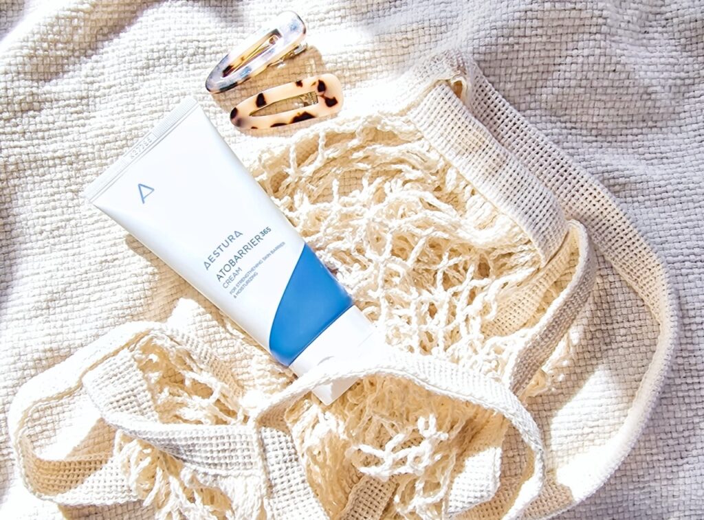 Review AESTURA Atobarrier 365 Cream: Korea's No. 1 Moisturiser