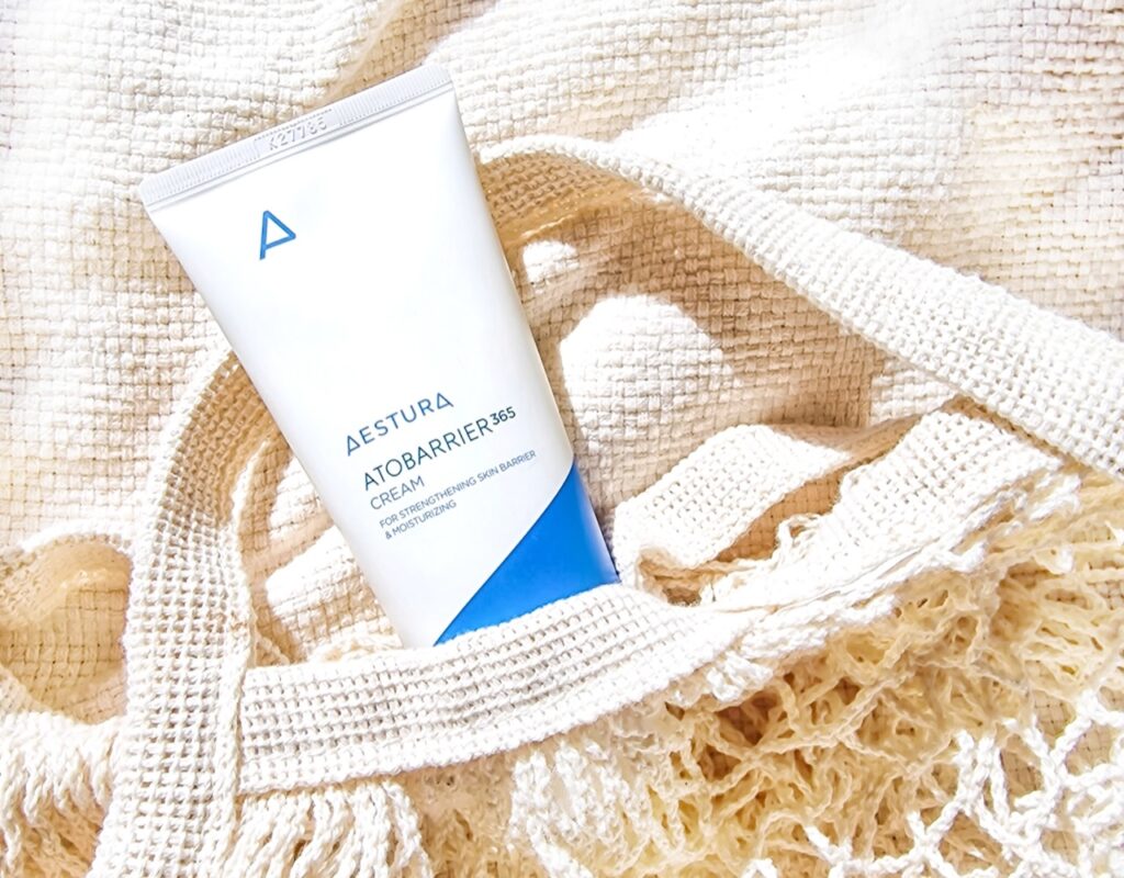 Review AESTURA Atobarrier 365 Cream: Korea's No. 1 Moisturiser